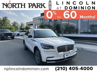 Lincoln Courtesy Transportation Vehicles